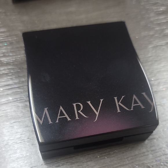 Mary Kay | Makeup | Mary Kay Black Mini Compact | Poshmark